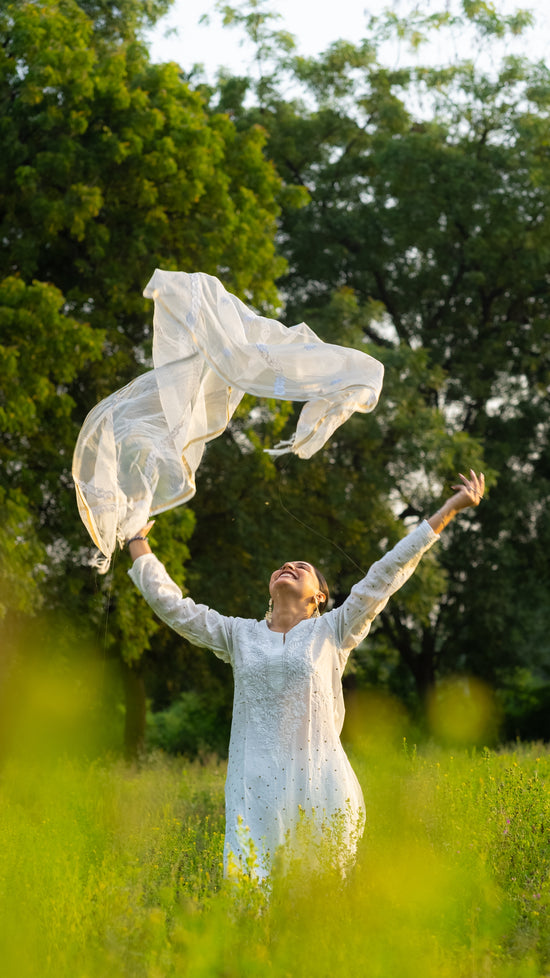 Elegant Chikankari Kurtis & Kurtas Online | Authentic Chikankari – Karikala